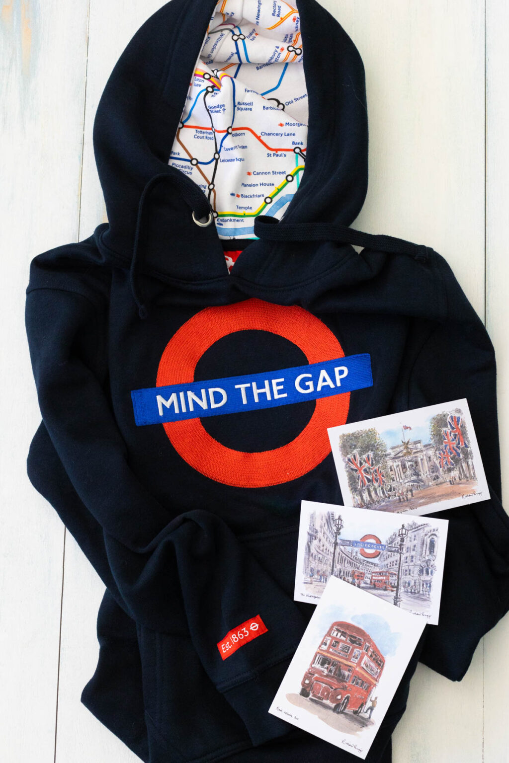 20 Best Gifts from London for Families on a Budget - Don't Just Fly