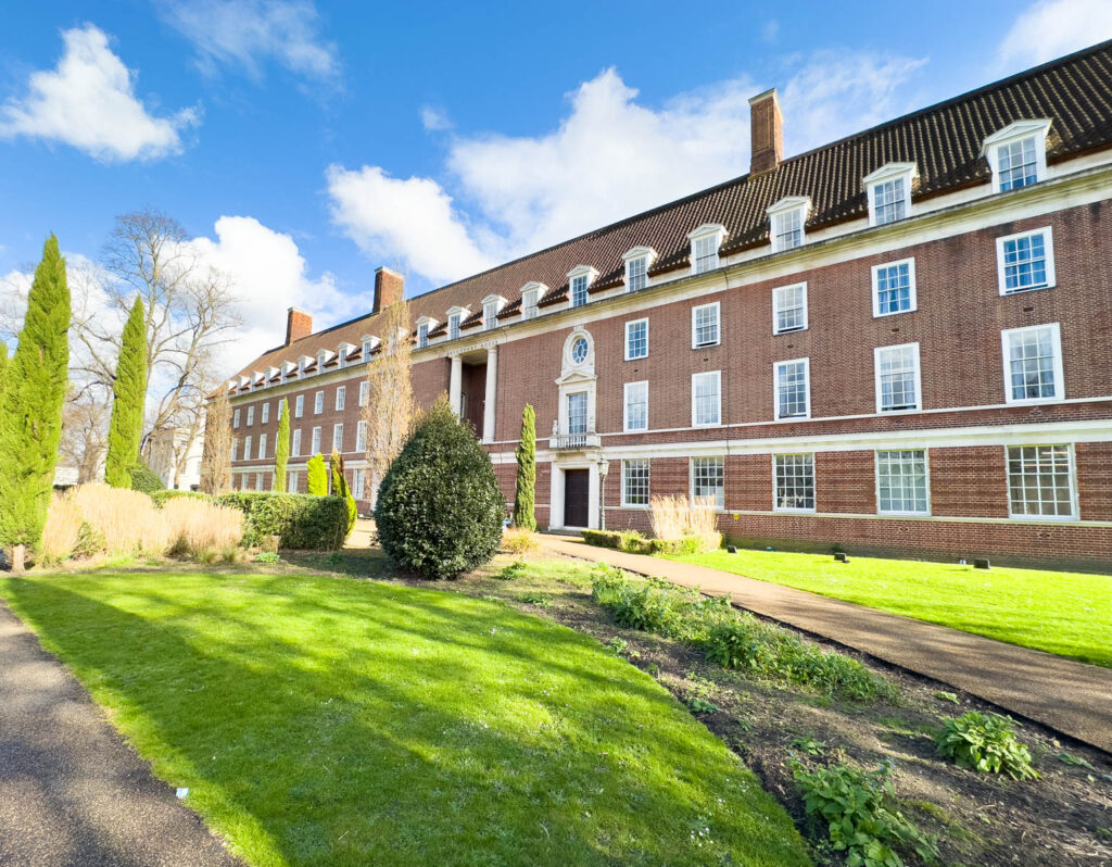How to Visit Greenwich and See the Prime Meridian - Don't Just Fly